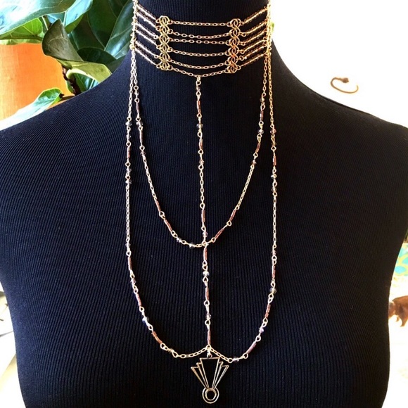 Free People | Jewelry | Free People Enchained Gold Graphic Chain Choker ...